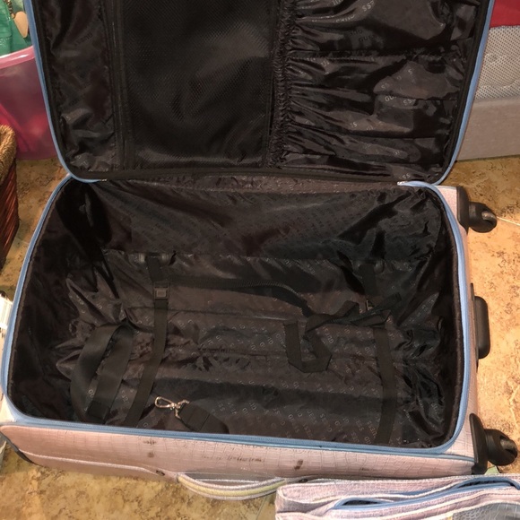 Guess | Bags | Guess Luggage Set | Poshmark